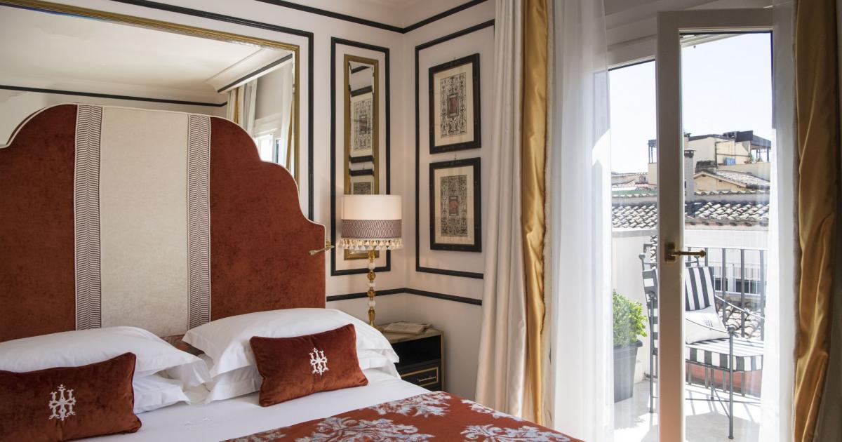 5 star hotel Suites in Rome | Balcony Suite | Hotel d'Inghilterra
