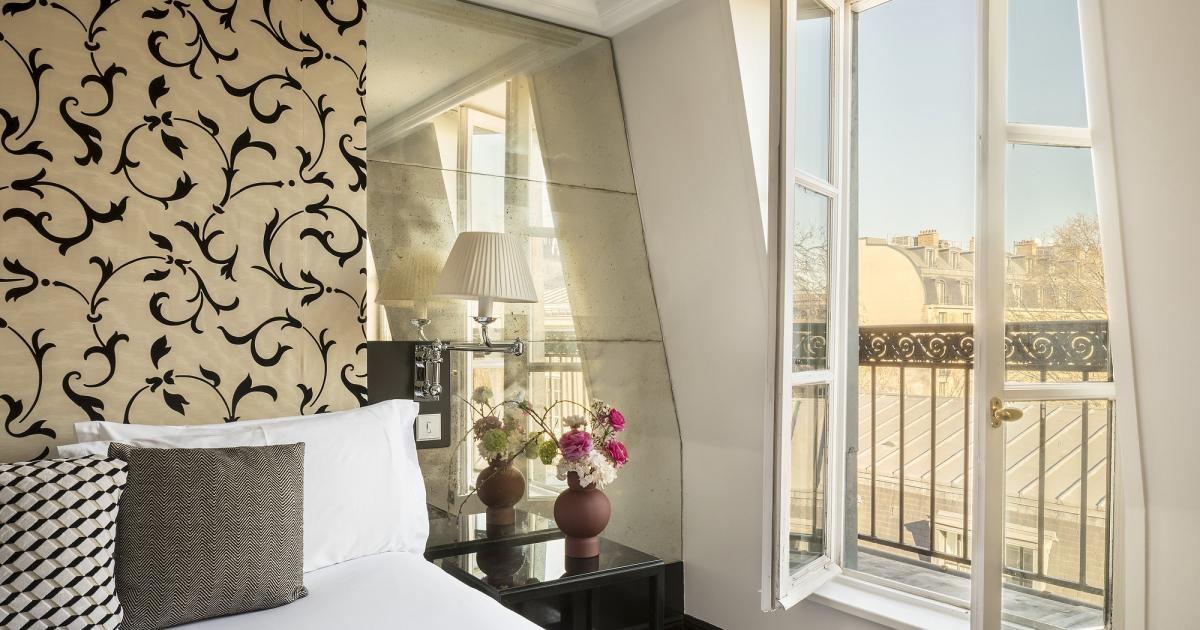 Best 5 star hotel in Paris - Top luxury hotel Paris | Castille Paris
